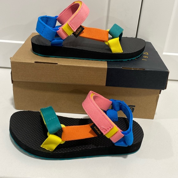 Teva | Shoes | Teva Original Universal 9s Style Multicolor Sandals ...